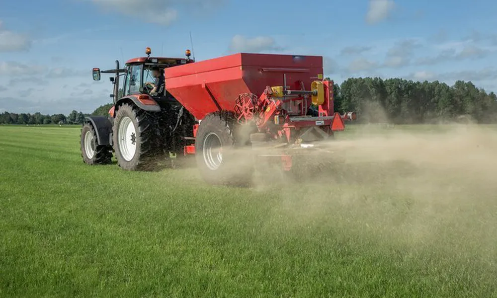 China Fertilizer Spreader, Manufacturer, Supplier, factory exporter ...