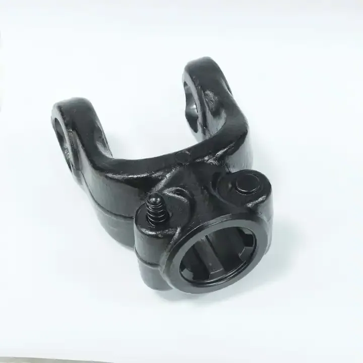 China Black Splined Double Push Pin Yoke, PTO Drive Shaft (39*118 Cross ...