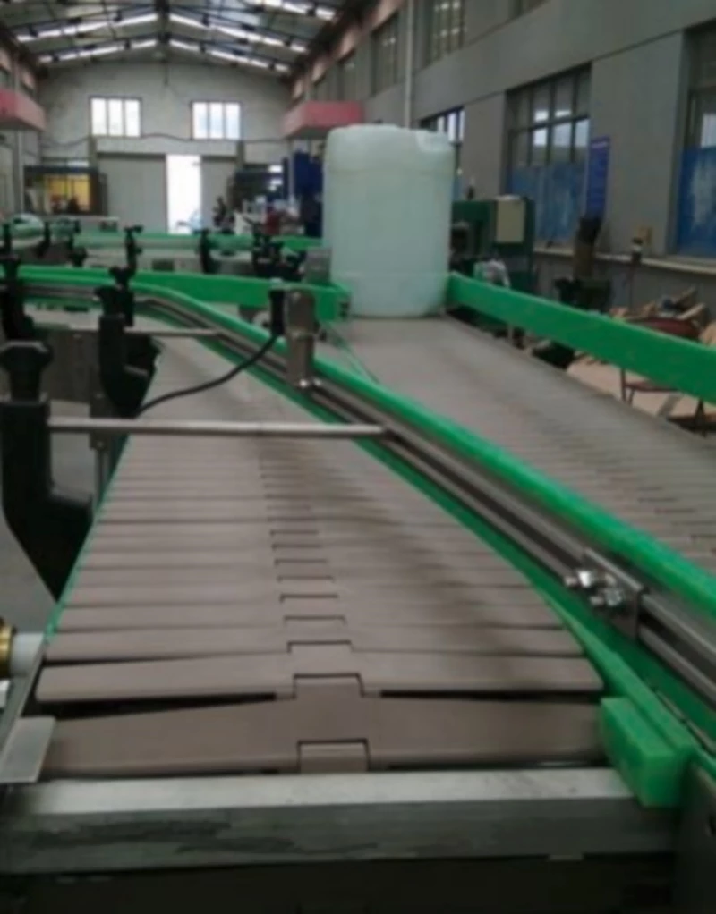 Comparing different materials for flat top chains: Plastic vs. Metal ...