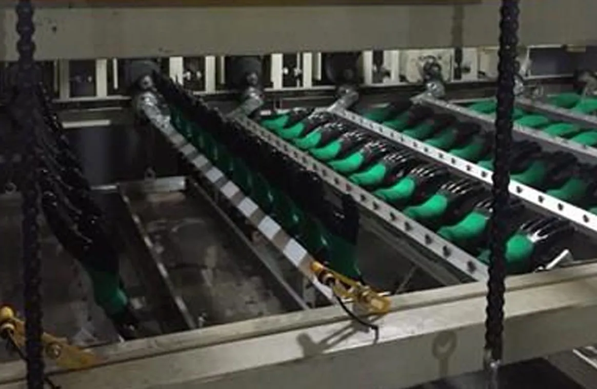 China Rubber Gloves Carrier Chain, Manufacturer, Supplier, factory ...
