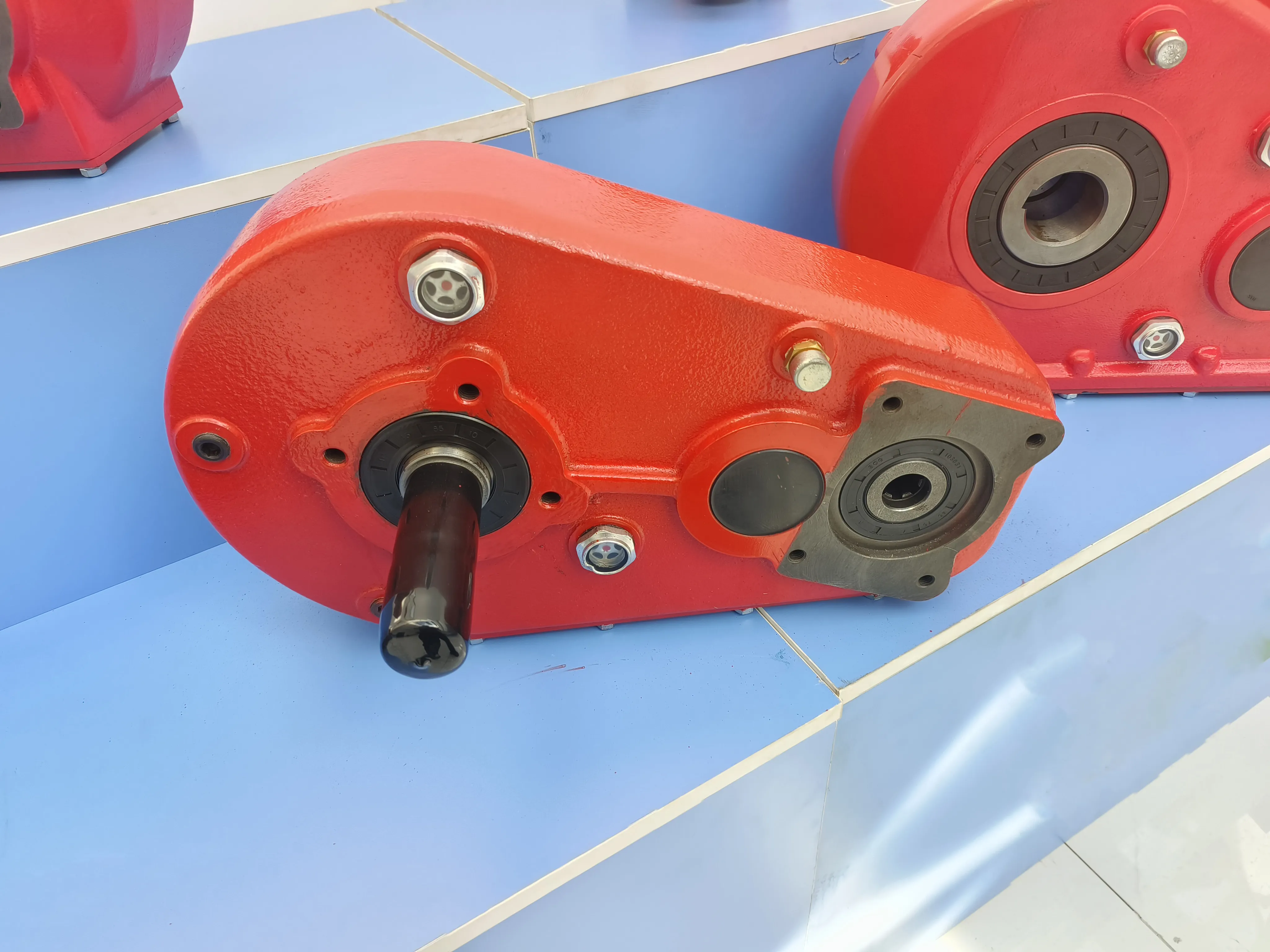 Manure Spreader Gearbox with Variable Speed Settings: A Comprehensive ...