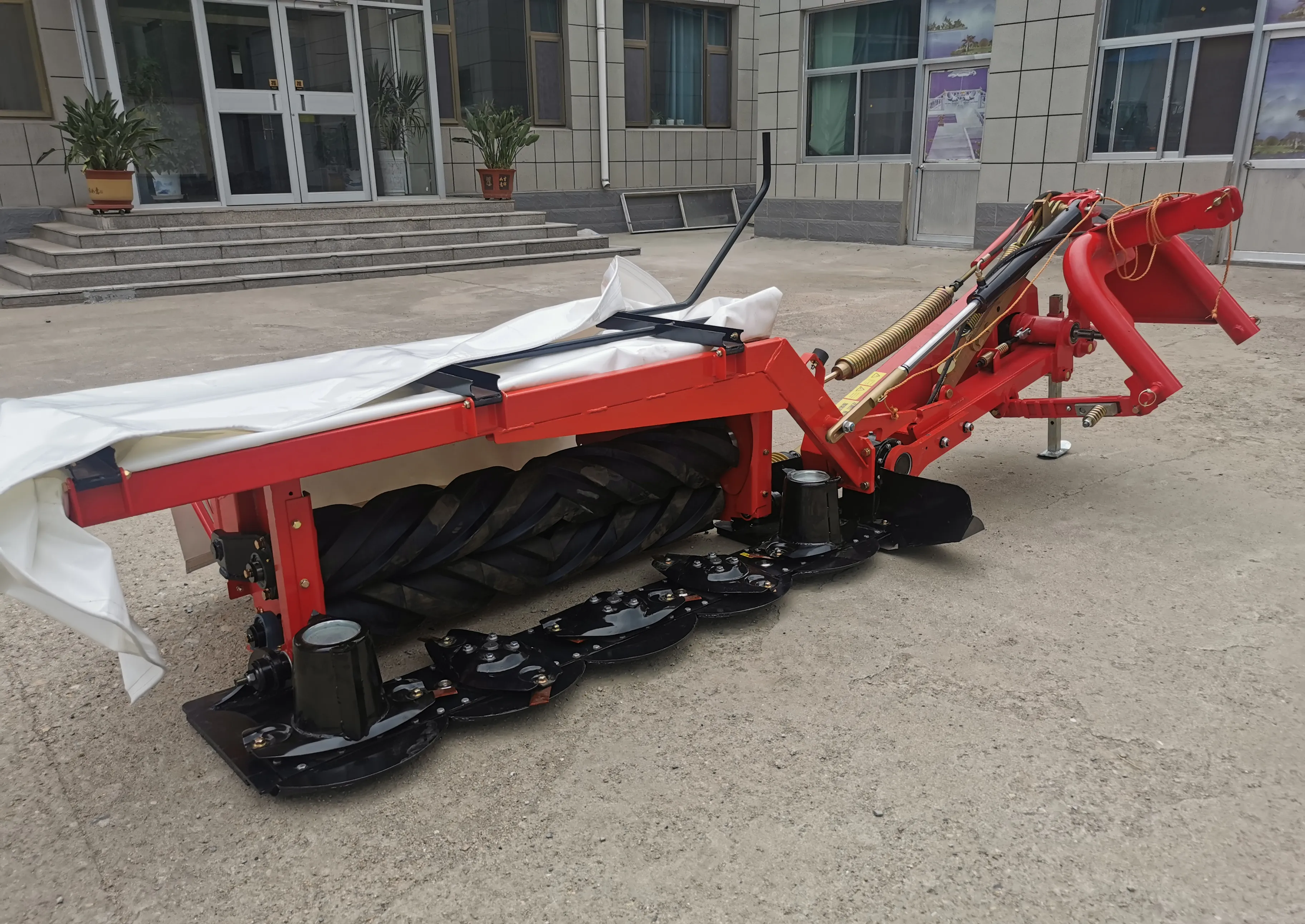 China Tractor PTO Driven Disc Mower Gearbox for Cutting Weeds ...