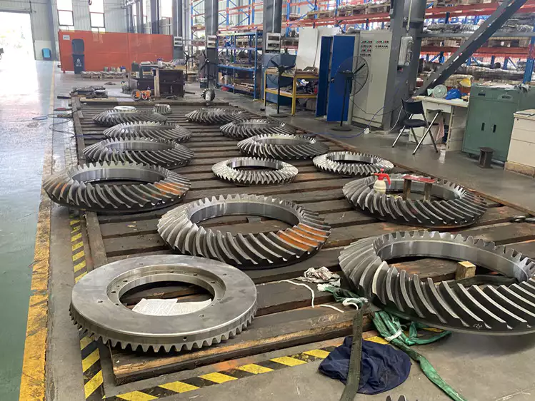 What are the key differences between involute and Palloid gear tooth ...